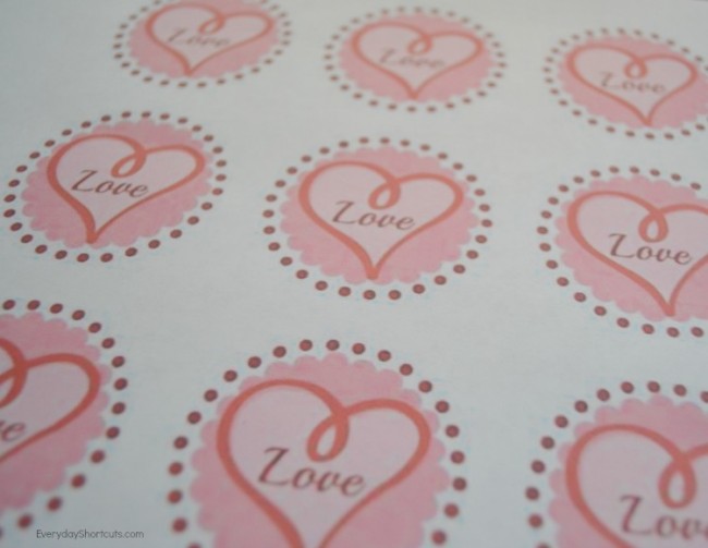 Valentine Candy Jar with Free Printable - Everyday Shortcuts