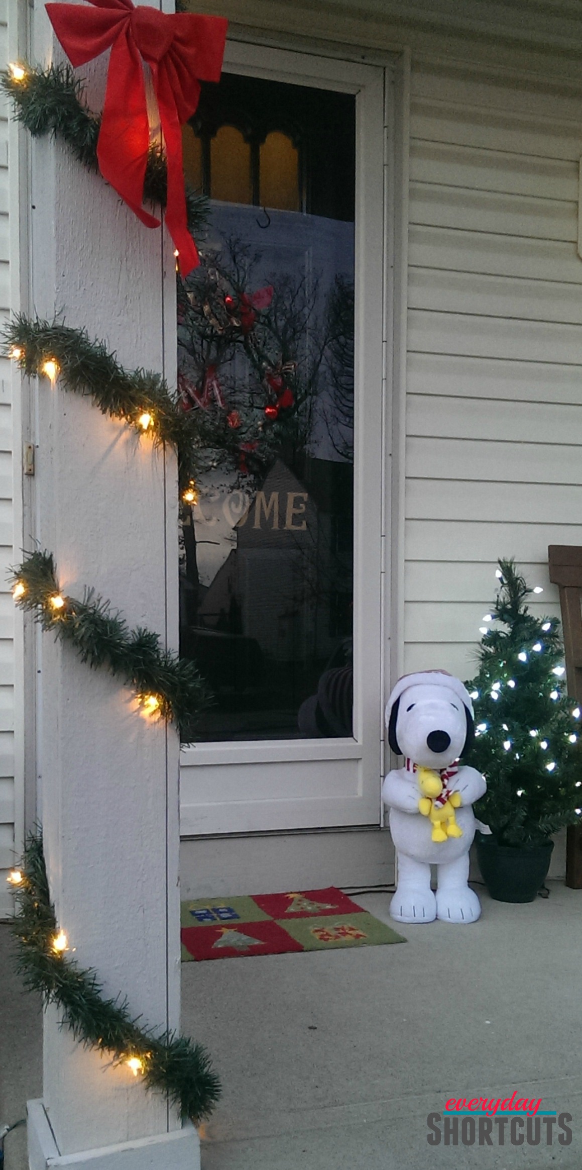 snoopy porch greeter - Everyday Shortcuts