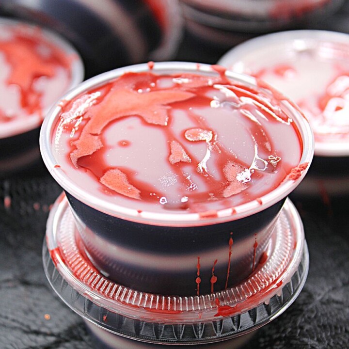 Scream Jello Shots - Everyday Shortcuts