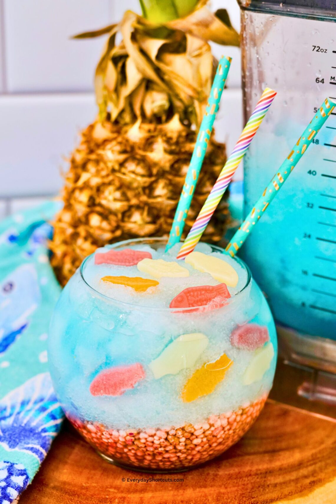 Fish Bowl Drink for Kids - Everyday Shortcuts