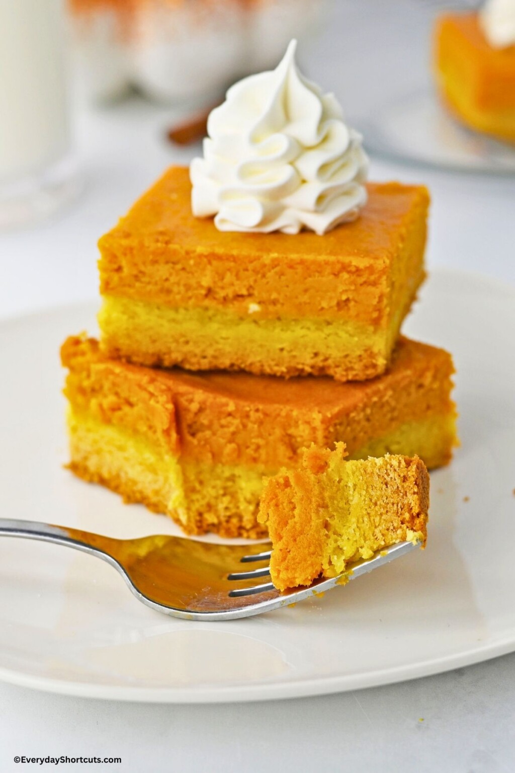 Pumpkin Gooey Bars - Everyday Shortcuts