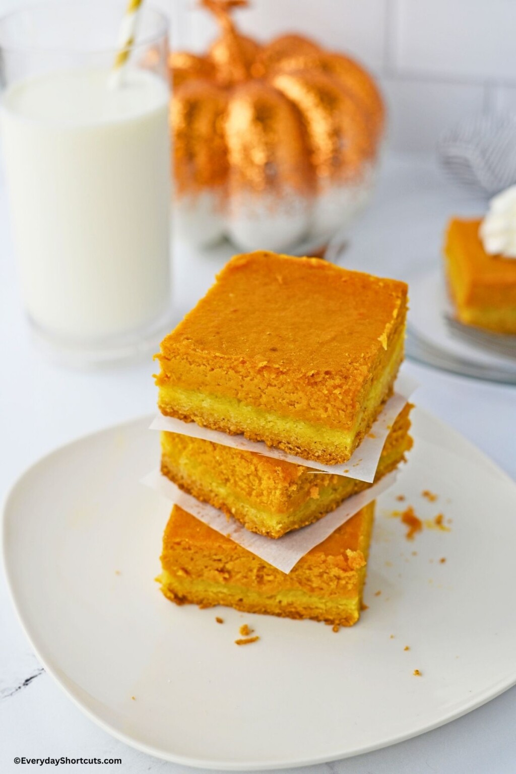 Pumpkin Gooey Bars - Everyday Shortcuts