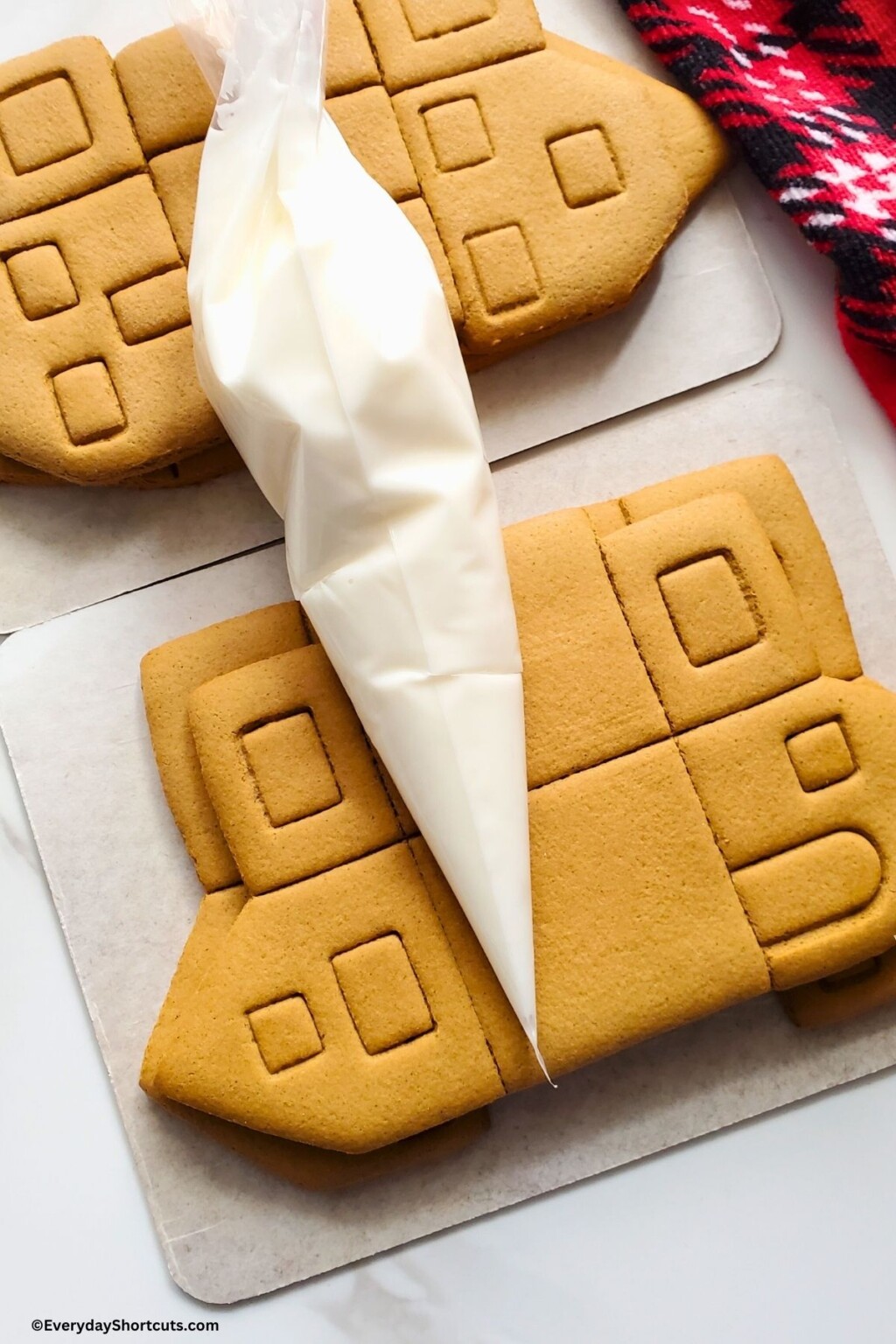 Gingerbread House Icing - Everyday Shortcuts