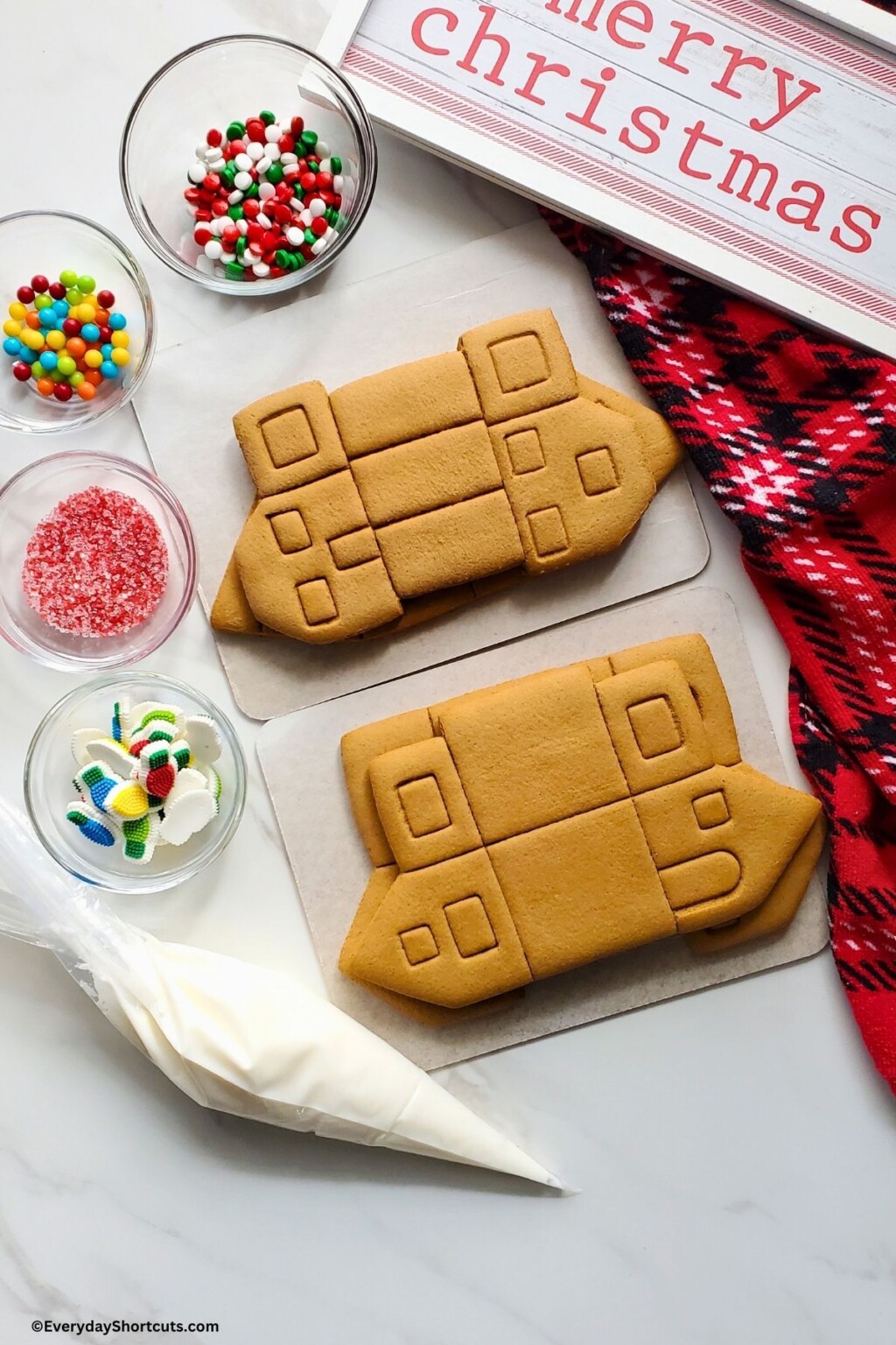 Gingerbread House Icing - Everyday Shortcuts