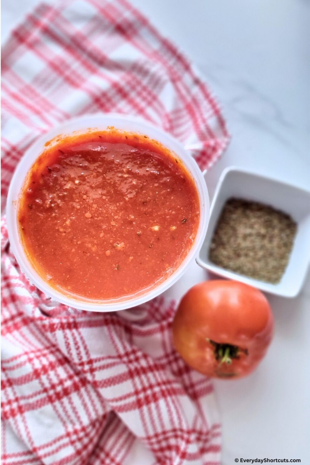 Homemade Spaghetti Sauce with Fresh Tomatoes - Everyday Shortcuts