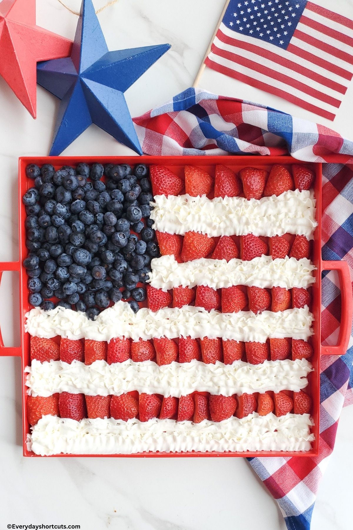 American Flag Fruit Platter - Everyday Shortcuts