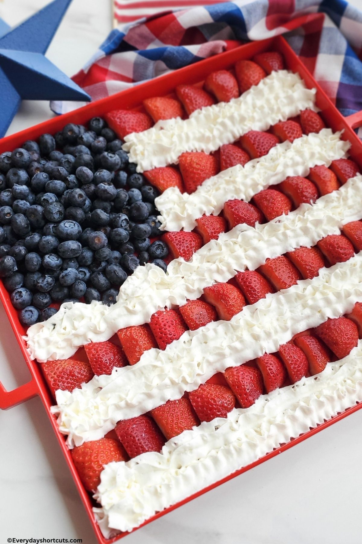 American Flag Fruit Platter - Everyday Shortcuts