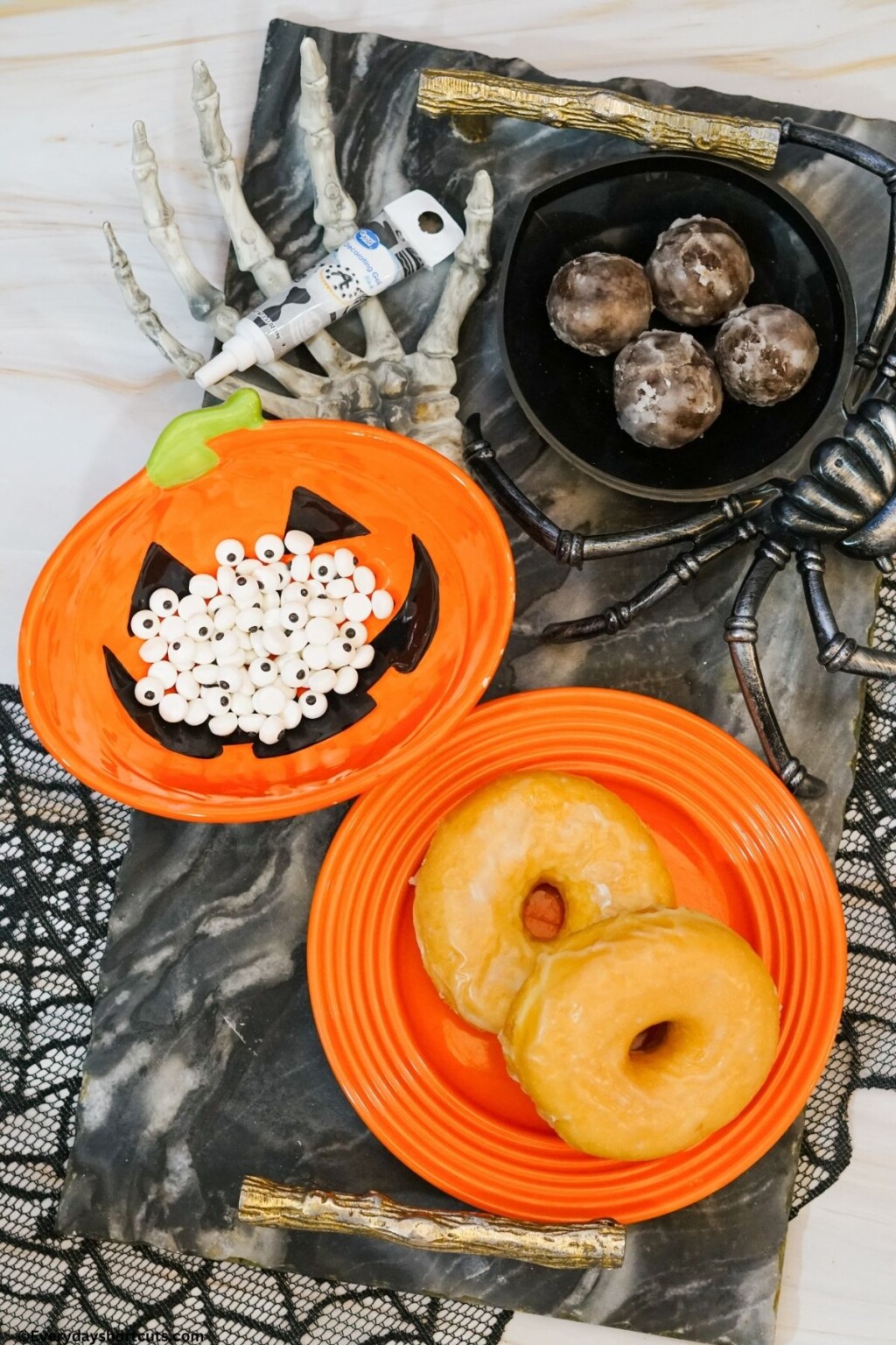 Spider Donuts - Everyday Shortcuts