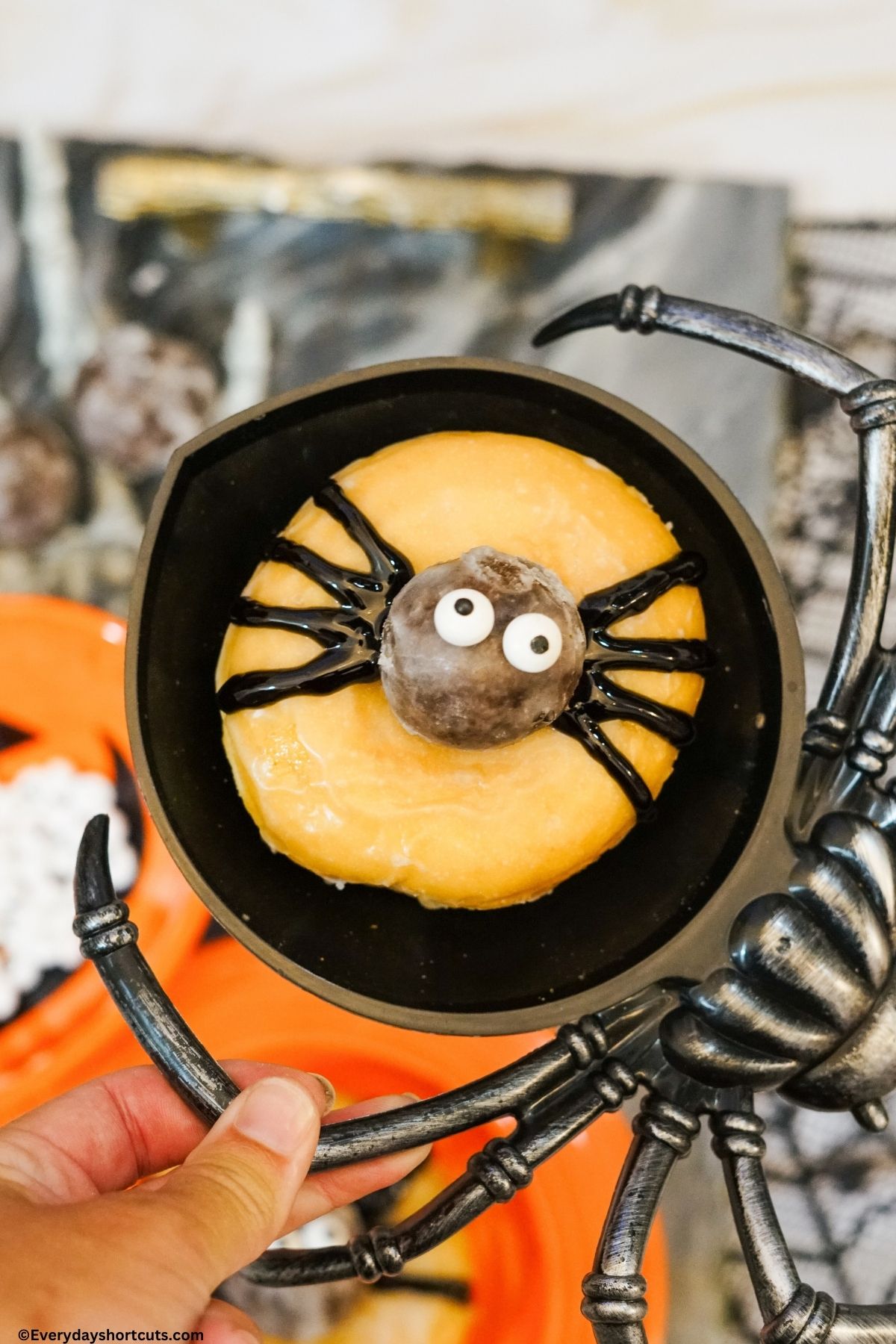 Spider Donuts - Everyday Shortcuts