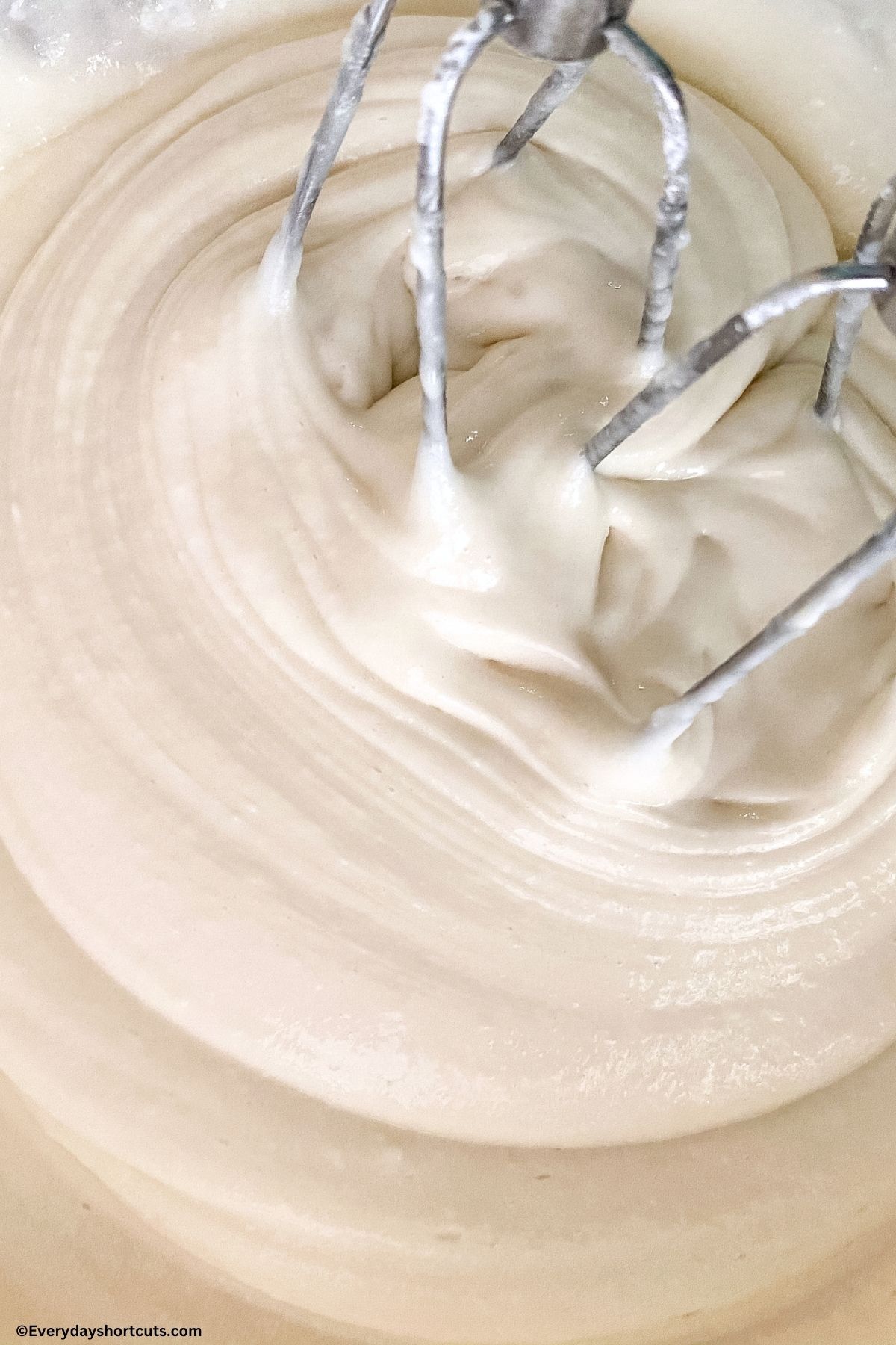 Cream Cheese Frosting for Cinnamon Rolls - Everyday Shortcuts