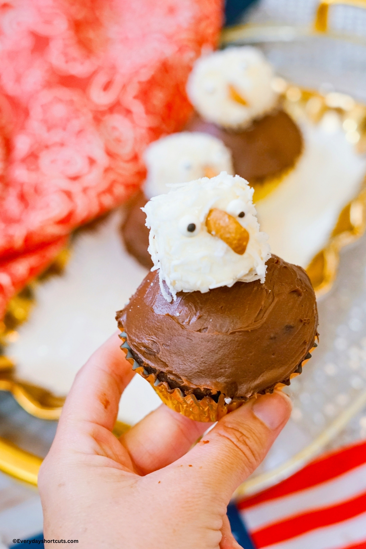 Bald Eagle Cupcakes - Everyday Shortcuts